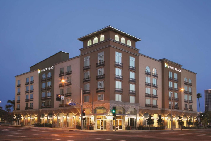 Hyatt Place Riverside Downtown - Rialto, CA