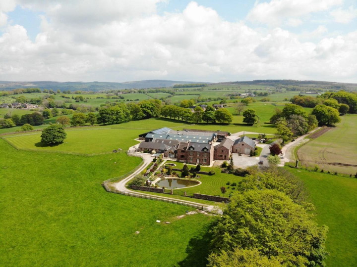 Heaton House Farm - Macclesfield, UK