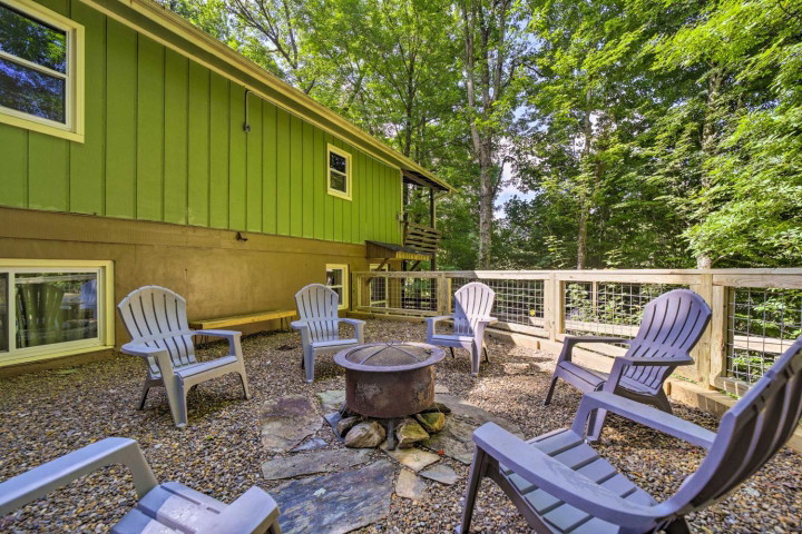 Charming Maggie Valley Getaway W/ Fire Pit! - Maggie Valley, NC