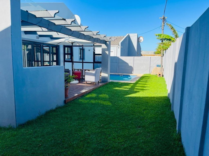 43 On Gougem - Cape Town