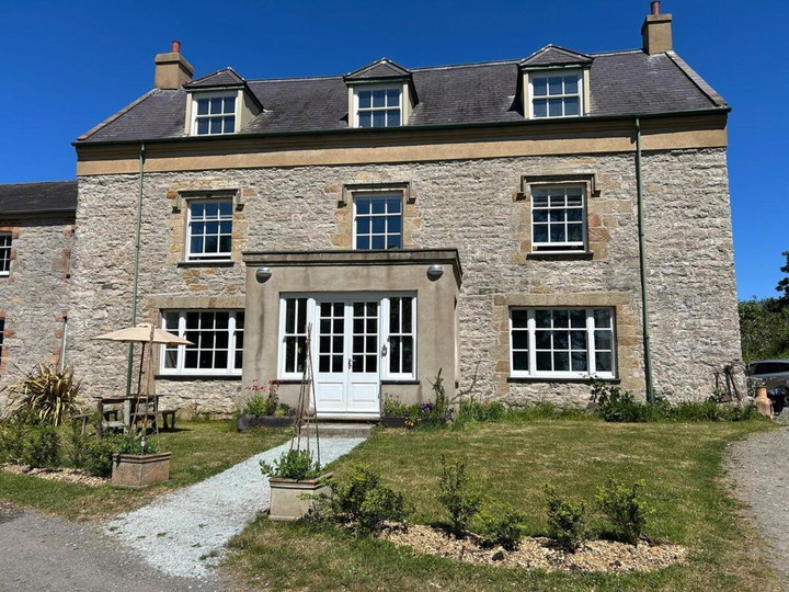 Spacious Ground Floor Apartment Near Beaumaris - Beaumaris