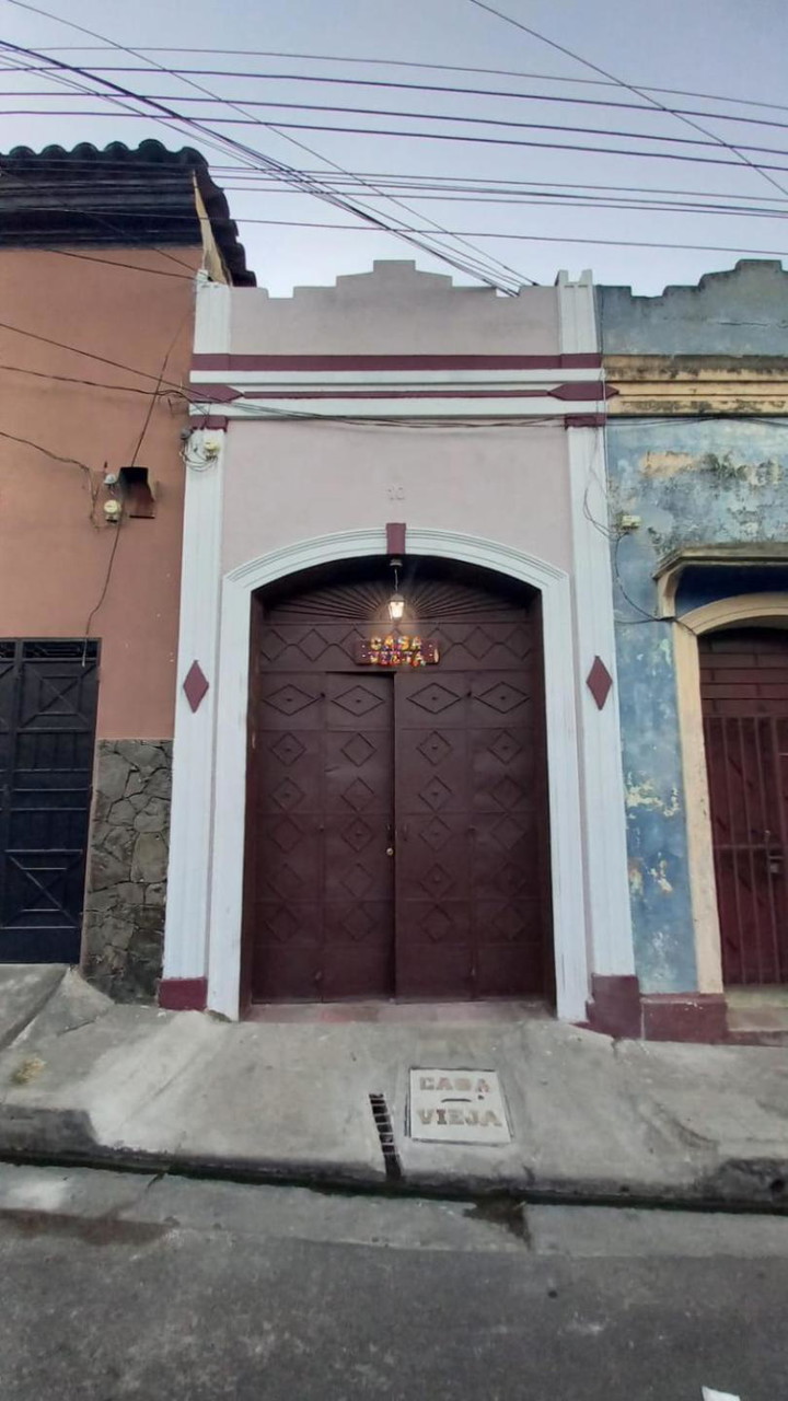 Casa Vieja Guest House - Santa Ana