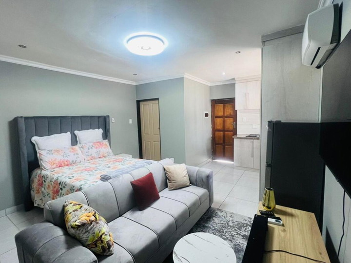 Premium Apartment With Comfort & Style - Vereeniging