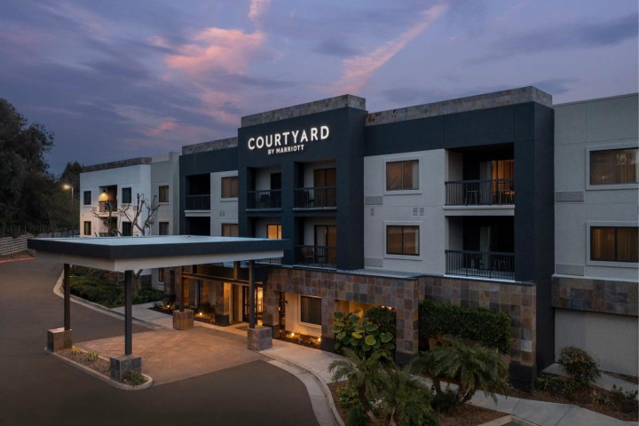 Courtyard By Marriott San Diego Carlsbad - Rancho Santa Fe, CA