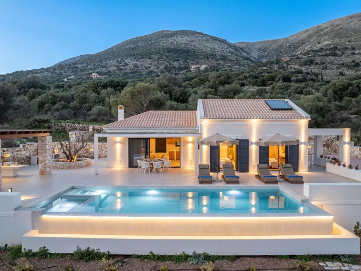 Ionian Infinity Villa - Agia Effimia