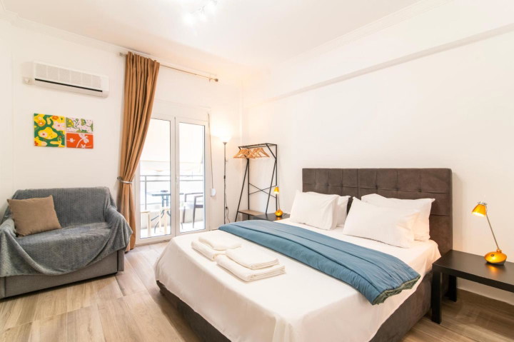 New Modern Balcony Home 270m To Metropolitan Metro Hub - Athens