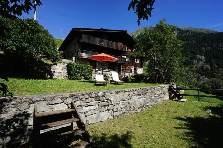 Chalet Il Pruno Del Rosa - Italie