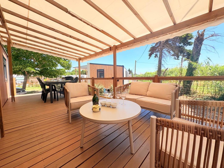 Mobil-home Climatisé 6 Pers Avec Piscine, Terrasse Ombragée Et Parking - Le Barcarès