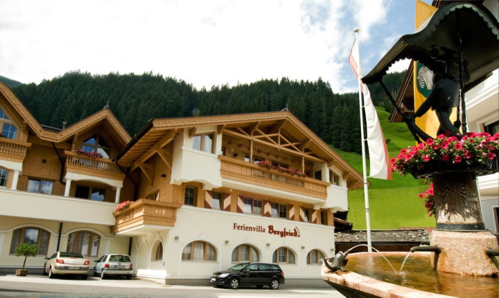 Aktiv- & Wellnesshotel Bergfried - Finkenberg