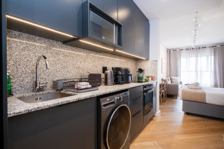 238 Paarl - Studio With Onsite Parking & Comforts - Paarl