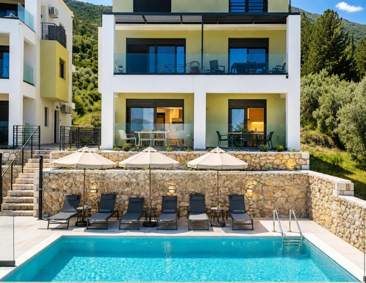 Charisma Apartments - Lefkada