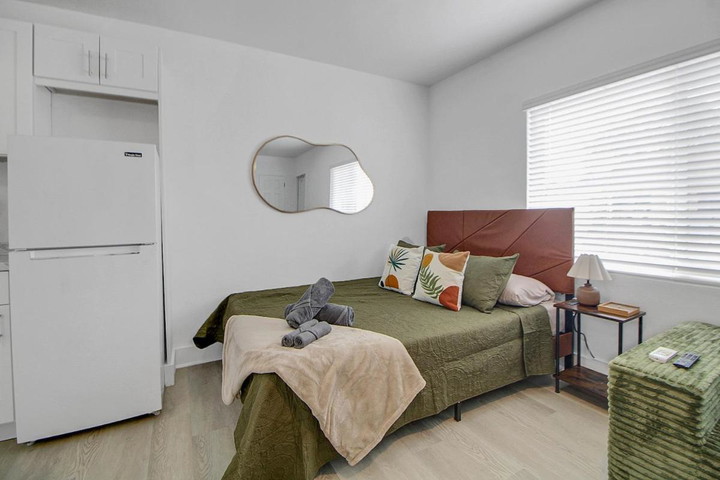 Stylish Miami Studio Next To Wynwood & Downtown - Miami, FL