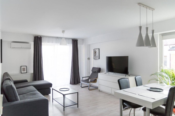 Airport Residence - Apartment Across From Otopeni Airport - Otopeni