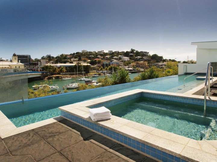 Oaks Townsville Gateway Suites - Townsville