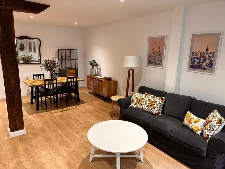 Downtown, Spacious And Renovated - Santander