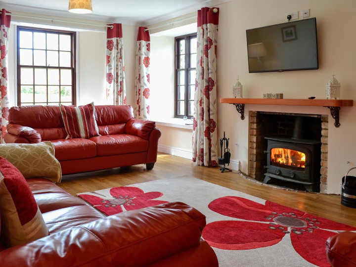 The Farmhouse - Ukc1339 - North Devon District