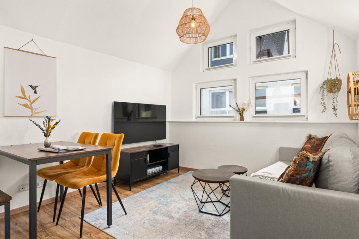 Kolibri - Design Maisonette - Nintendo Switch, Streaming, Bikestore, E-wallbox - Marburg