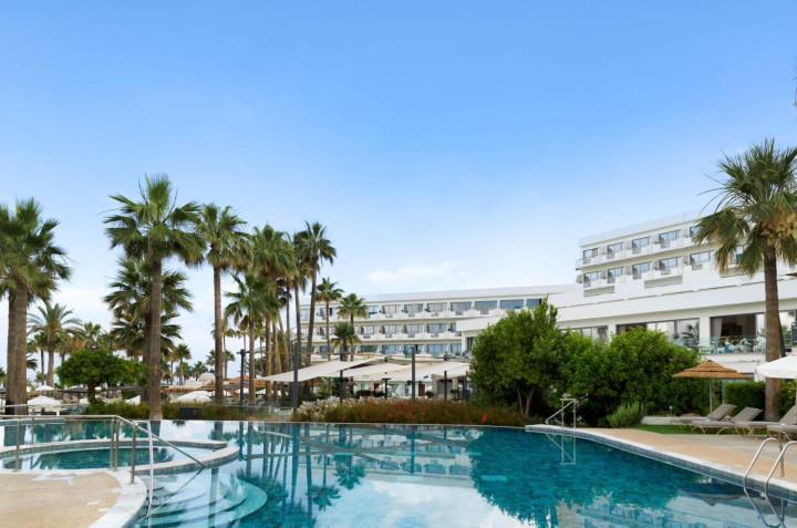 St George Beach Hotel & Spa Resort - Paphos