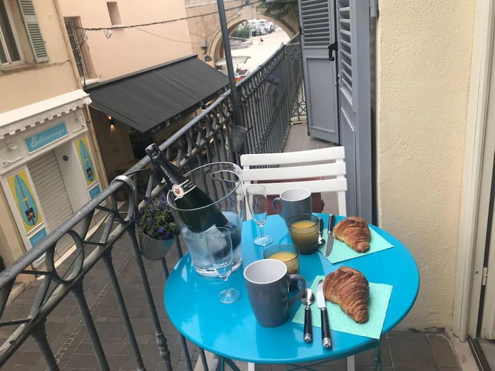 Chez Fanny - Ravissant 2 Pièces Avec Balcon - Golfe-Juan