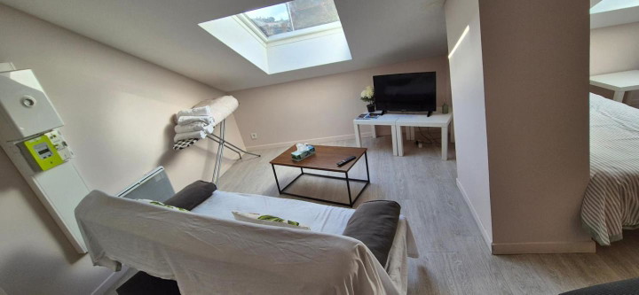 Appartement Spacieux Proche Centre, 2ᵉ éTage Sans Ascenseur, Without Lift - Épernay