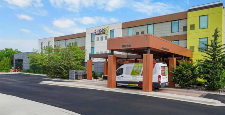 Home2 Suites By Hilton Milwaukee Airport - Oak Creek, WI