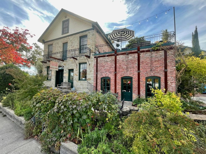Maison Fleurie, A Four Sisters Inn - St. Helena, CA
