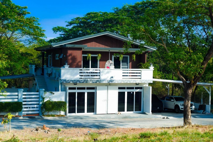 The Hanger- Cabin A - Hermosa