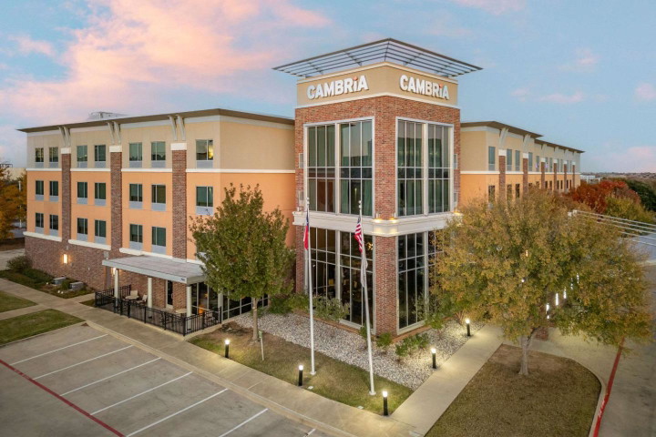 Cambria Hotel Plano - Frisco - The Colony, TX