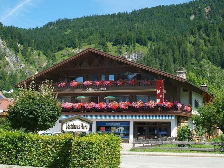 Gästehaus Flora - Oberbayern