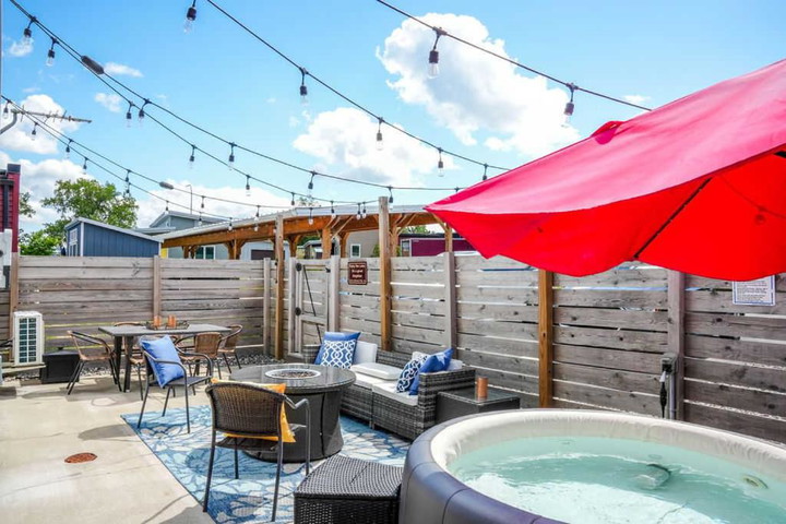 Eclipse Hot Tub And Billiards In Downtown Geneva - Geneva, NY