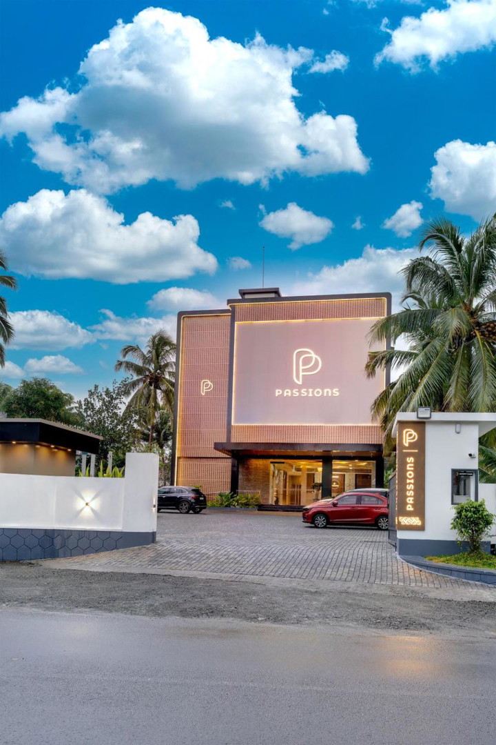 Passions Hotel Edathua - Alappuzha - Changanassery