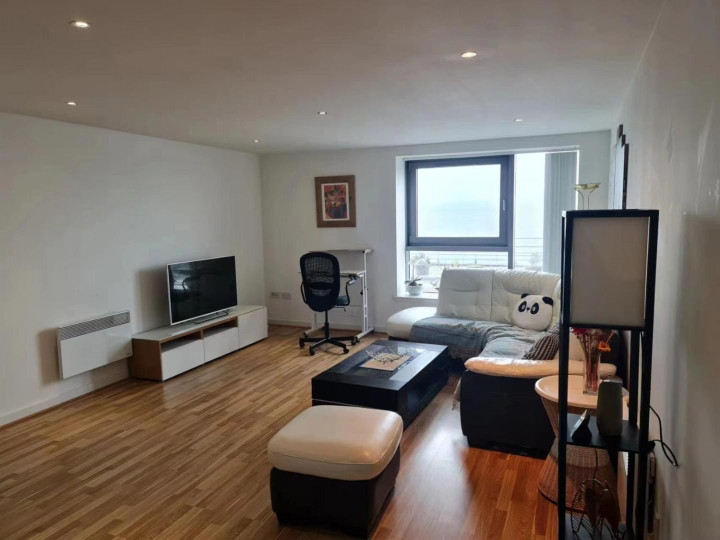 Stunning Waterfront Western Harbour Apartment - Edinburgh