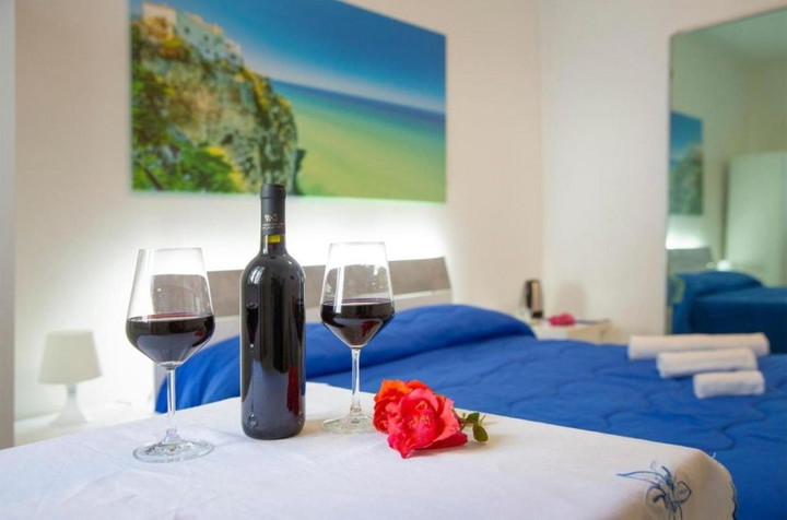 Anna E Augusto B&b --Embrace The World--4-minute Walk From The Old Town丨authentic Local Experience丨english-speaking Staff And Wi-fi - Free Shuttle To The Station - Lucera
