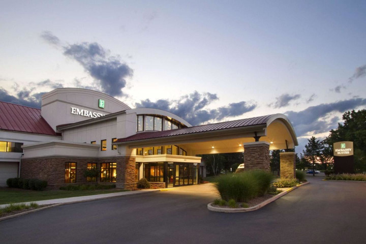 Embassy Suites By Hilton Detroit Metro Airport - Dearborn, MI