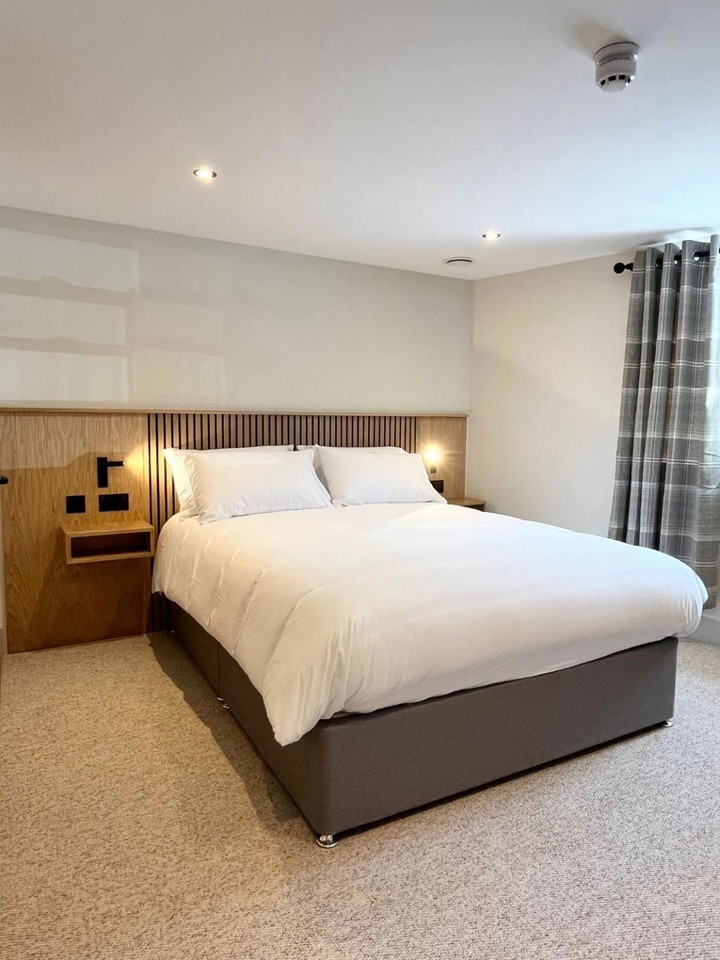 Cross Pipes Tavern And Rooms - Ilkley