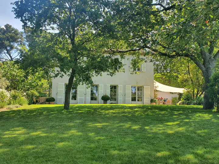 Lou Pantai, Bed And Breakfast, Delux Bedroom With Ac - Aix-en-Provence
