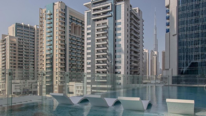Aws Holiday Homes - Luxury Living Besides Canal - Dubai