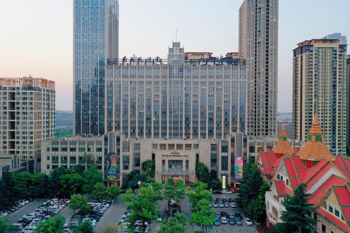昆明呈贡南亚风情园豪生大酒店 - Kunming