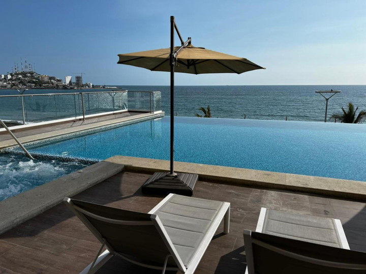 Luxury Condo En Malecón, Alberca Infinity & Jacuzzi - Mazatlan
