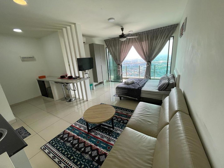 Manis Evo Bangi Soho - Pool & Netflix & Wifi - Kajang