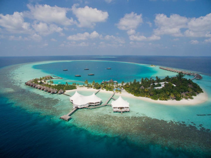 Safari Island Resort & Spa Maldives - Maldives