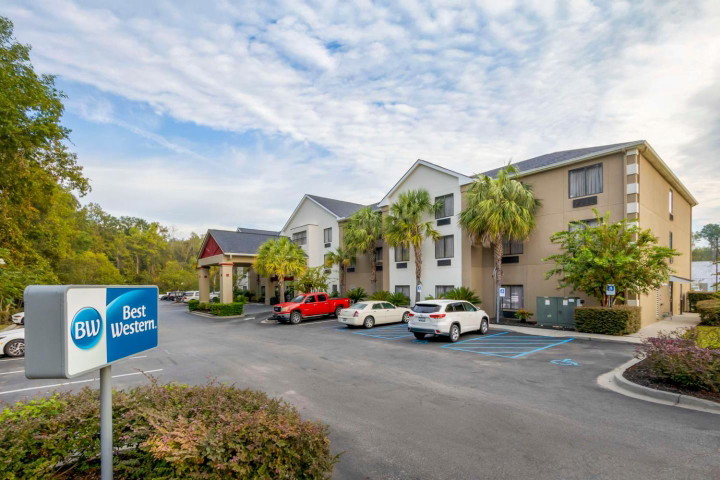 Best Western Magnolia Inn And Suites - Summerville, SC