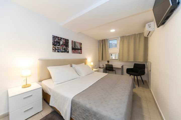 Downtown Boutique Hostel - Zadar