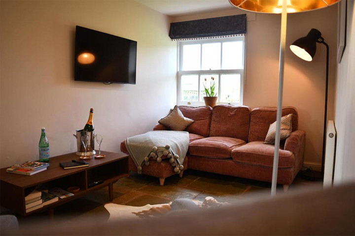 Luxury Self-catering Apartment - Burnley