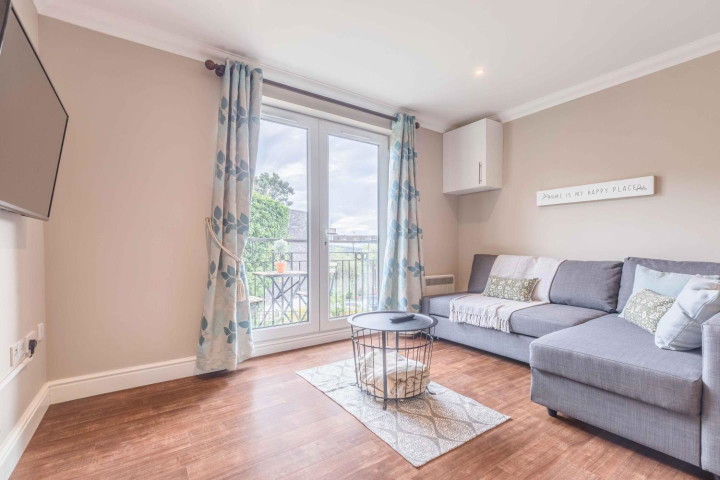 Modern Apartment Within Short Walk Of The Castle, High Street And Long Walk - Free Parking - By Tempstay - 斯勞