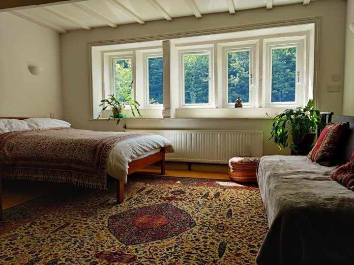 Beautiful Quiet Room In The Heart Of Holmfirth - United Kingdom