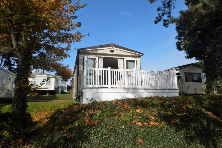 Family Seaside Retreat Private Stay At 5-star Rockley Holiday Park Poole - Poole