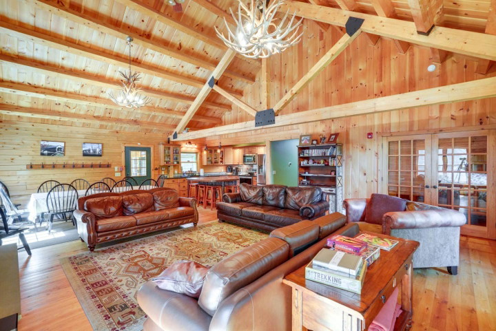 4 Mi To Mount Snow: West Dover Cabin W/ Game Room - Vermont