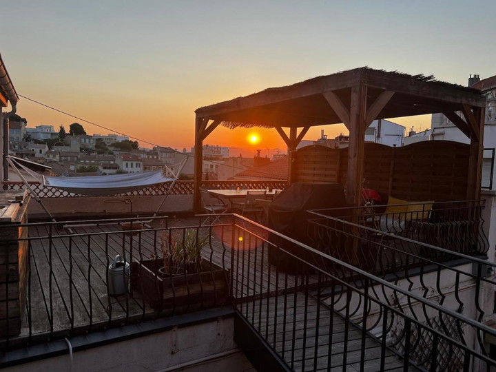 Studio Avec Terrasse Proche Notre Dame De La Garde - Calanques de Marseille