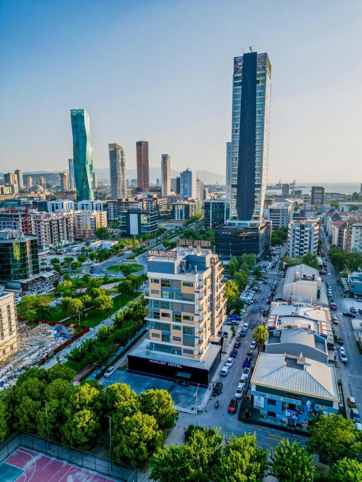 Marlen Hotel Bayraklı - Konak
